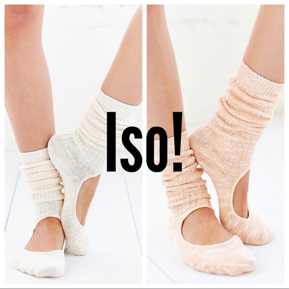 Urban Outfitters | Accessories | Iso Urban Outfitters Yoga Slouch Crew ...